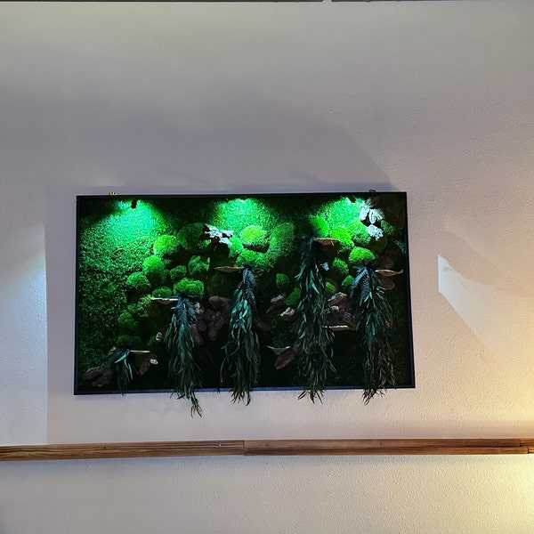 Lovely Green Wall Art Preserved Moss Artwork With LED Lights Moss LED ...