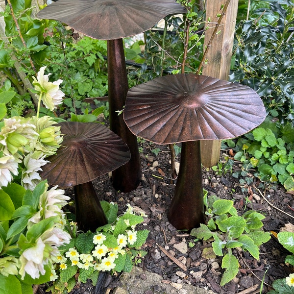 Set of 3 Metal Mushroom Garden Ornament - Bronze - Etsy UK