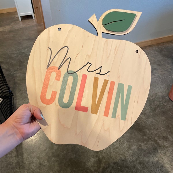 Teacher Name Sign, Teacher Appreciation Gift, Round Teacher Sign, Door ...