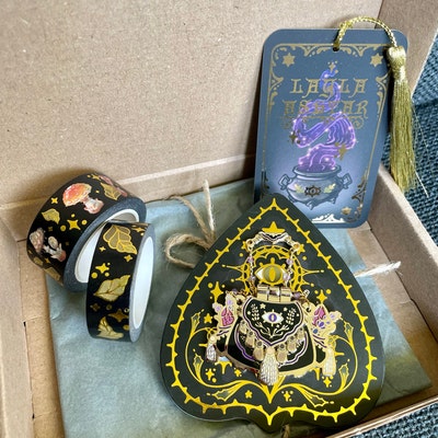 BROKEN MIRROR Enamel Pin. Gold Finish Hard Enamel. Green - Etsy