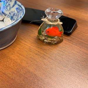 Cute Bear Desk Buddy Figurine Kawaii Paperweight Cute Desk Decor Cute ...