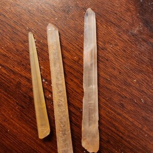 Double Terminated Tibetan Quartz Point With Moving Carbon Particles and ...