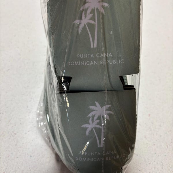 Full Color Plastic Photo ID Badges & PVC Cards - Both Side Printed ...