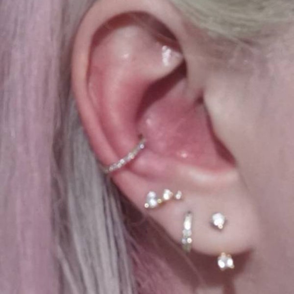 Titanium Conch Ring With One Side Swarovski Jewelled Cz Micro Barbell ...