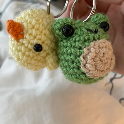 Crochet Strawberry Frog, Amigurumi Strawberry Frog, Cute Crochet ...