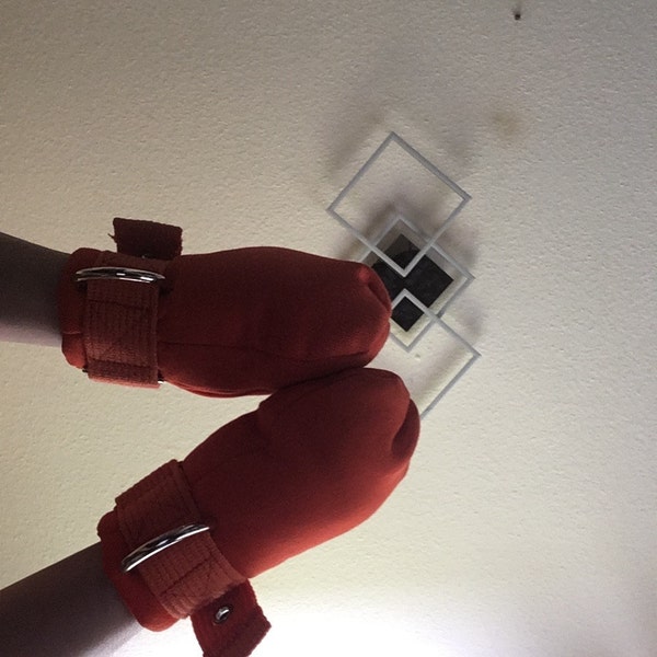 Orange Safety Mittens - Bondage Soft Padded Mittens for Inmates and ...