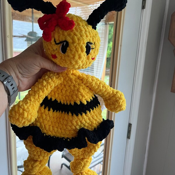 Lady Bee Crochet Snuggler Pattern. Lovely Amigurumi Pattern. Plush Toy ...