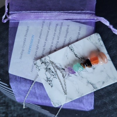 Antique Silver Style Plated Celtic Knot Disc Pendant & Natural - Etsy