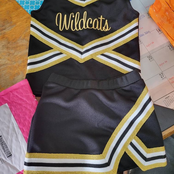 Gold & Black Cheer Uniform, Customized Cheerleading Uniform, Girls ...