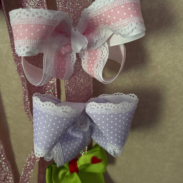 Red Rose Bow...red Roses Bow....red and White Bow...red Roses....roses ...