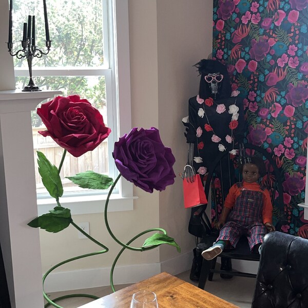 Set of 2 Roses Free-standing Giant Rose on Stem Paper Flower Wedding ...