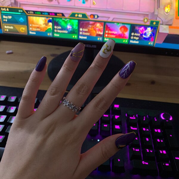 Raiden Inspired Nails - Etsy