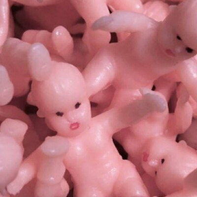 13pcs TINY PLASTIC BABIES Vintage Mini Baby Dolls Painted Faces Miniature Dollhouse Shower Party ...