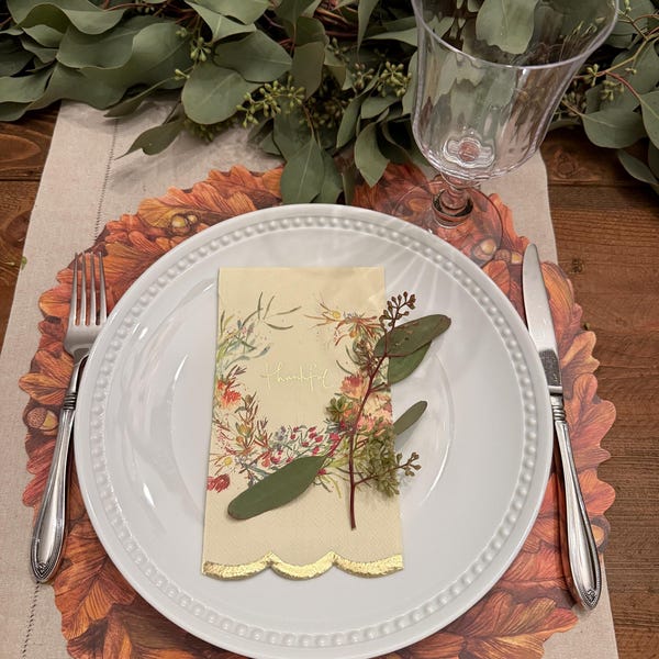 Fresh Leatherleaf Fern, Variegated Bush Ivy and Israeli Ruscus Garland ...