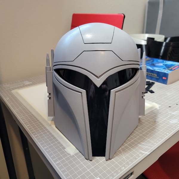 Mandalorian "elite" Female Helmet 3D Printable Helmet Concept - Etsy