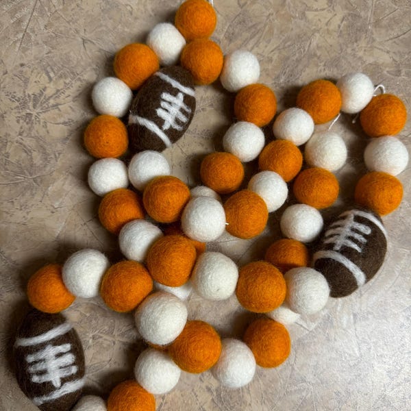 NCAA, NFL, High School Custom Colored Football Felt Ball Garland ...