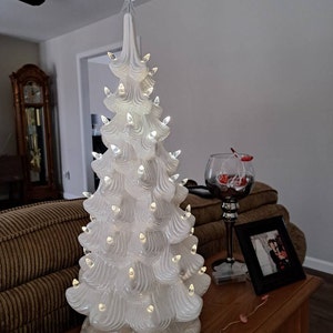 Duncan Hors Doeuvre Deviled Egg Ceramic Christmas Tree in a Beautiful ...