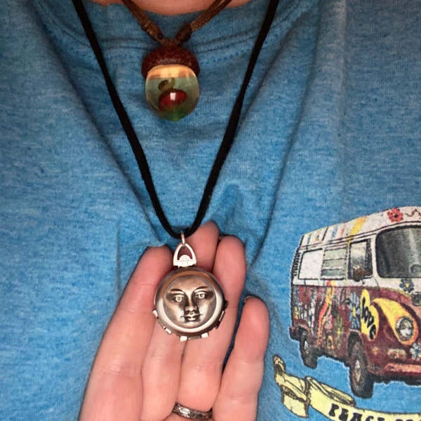 Full Moon Locket Celestial 4 Photo Locket Necklace Folding Men's Locket ...