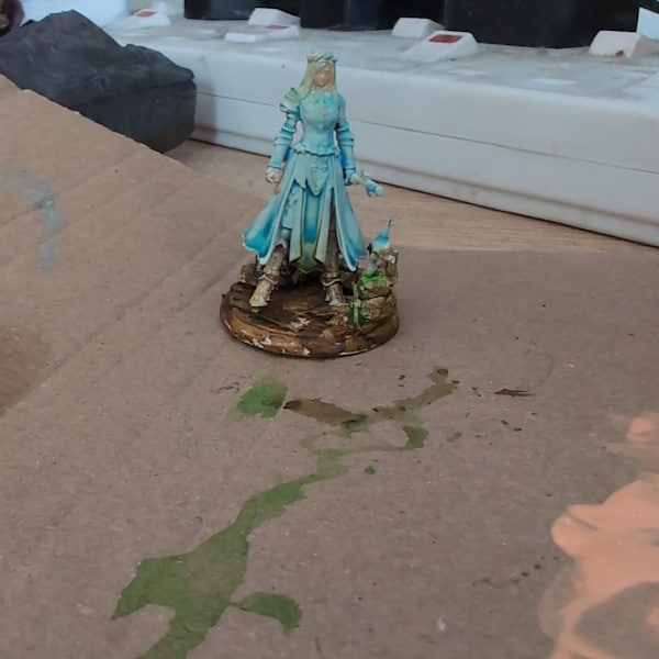 Elf Sorceress Miniature | Elven Sorceress Miniature | Heroic Character ...