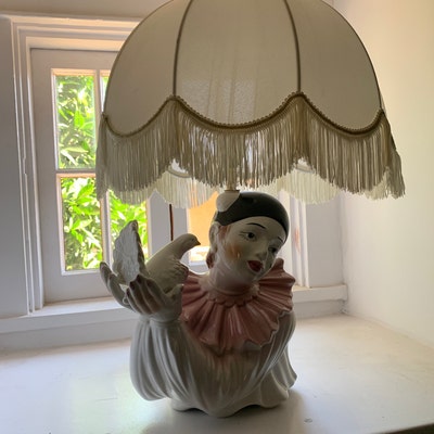 Vintage SLAMP Moon by Samuel Parker 90s in Yellow Retro Yellow Mood ...