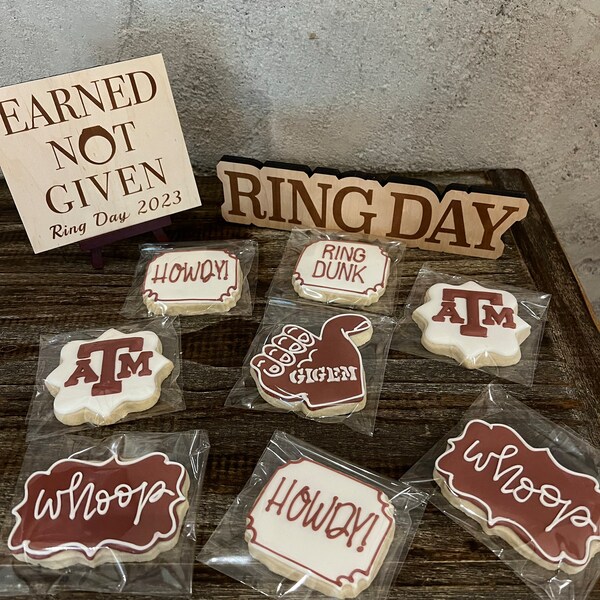 Aggie Table Signs - Aggie Graduation Gift-birthday, Housewarming ...