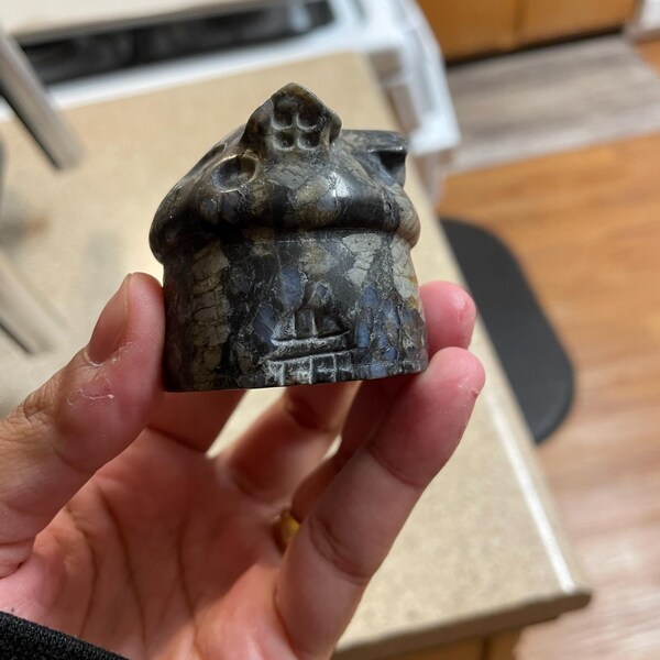 Amber Towers, Indonesia, UV Reactive AMBER - Amber Obelisk Towers ...