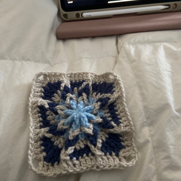 AMAZING STAR AFGHANS - 4 Crochet Afghan Patterns - Star Motifs: Square ...