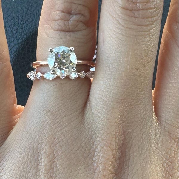 Round Engagement Ring for Her Solitaire Diamond Wedding Ring for Wife ...