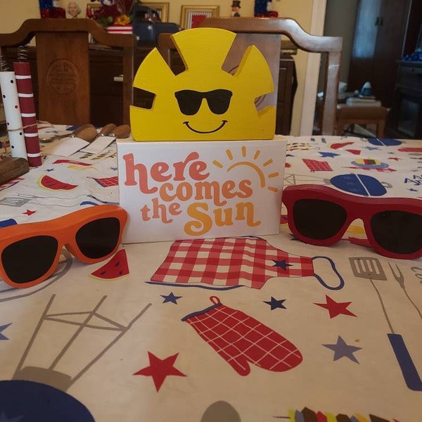 SUN, SUNGLASSS and SUMMER Signs | Wooden | Tiered Tray Decor ...