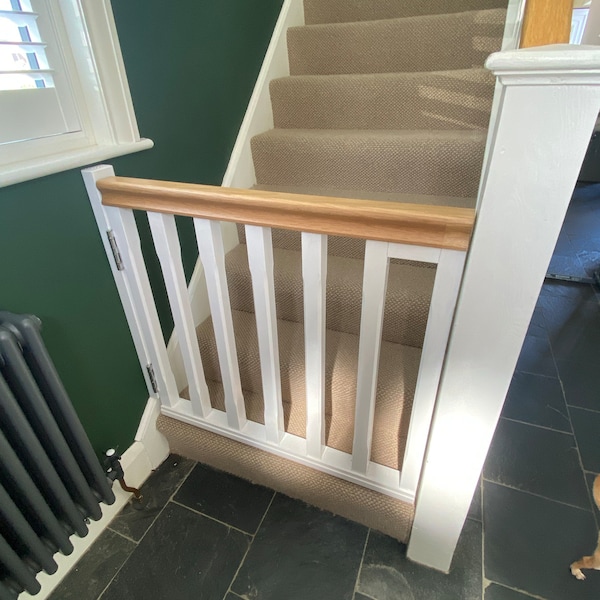 Crown Oak Top Stair Gate - Etsy