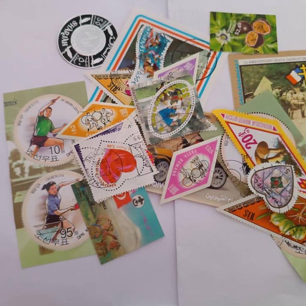 Triangle/triangular Postage Stamps - 50 to 300 Different - USED & off ...