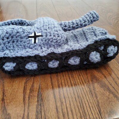 Crochet Tank Slippers Tank Slippers Boyfriend Gifts Panzer Hausschuhe ...