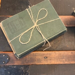 Hand Painted Pantry Box, Folk Art, Primitive Band Box, Farmhouse ...