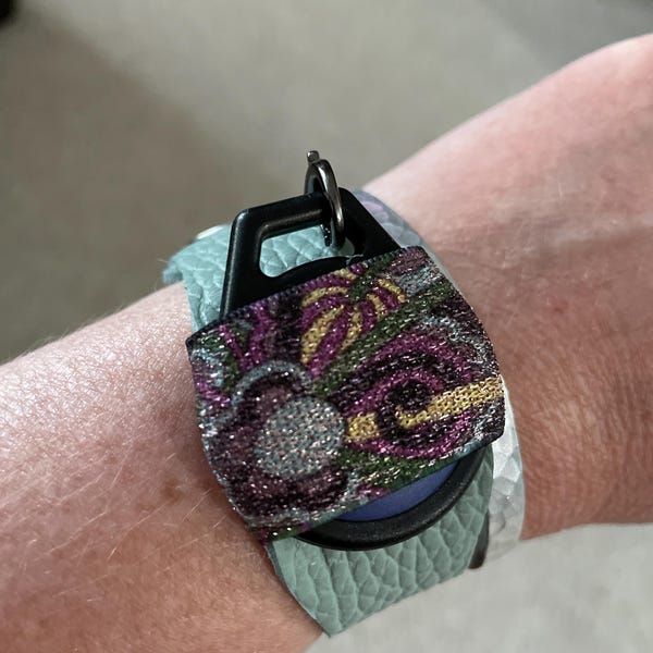 Hold My Key Fob Bracelets for Work Fob Keeper Bracelet Lanyard Fob ...