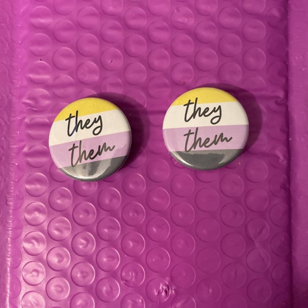 Mama Bear Transgender Flag Buttons, for Moms, Mothers, and Motherly ...