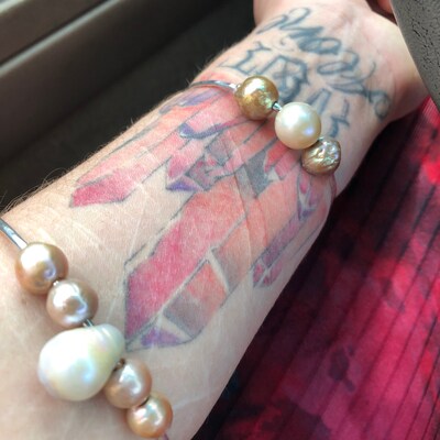 SHELL BANGLES in Gold , Set of 3 Bangles in 14k Gold Filled, Hawaiian ...