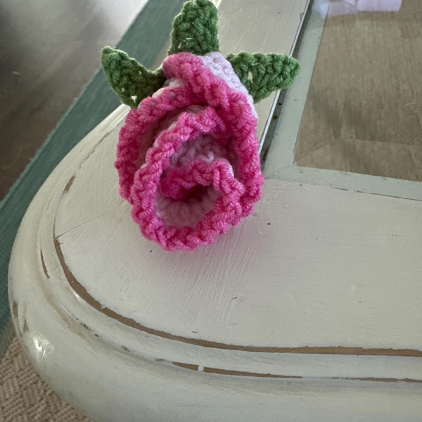 Crochet Rose Keychain Pattern, Simple 3D Flower Tutorial for Unique Bag ...