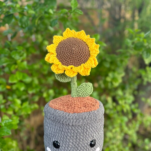 Crochet Sunflower in a Pot PATTERN | Amigurumi | Crochet Pattern for a ...