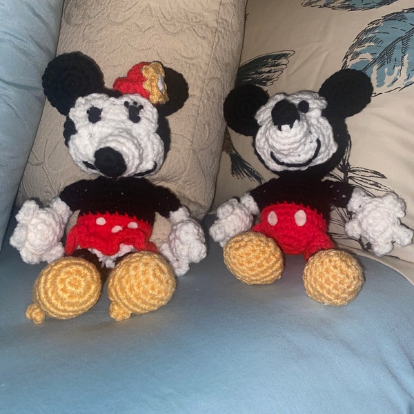 New HANDMADE Crocheted Checkerboard Set - Etsy