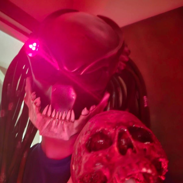 Berserker Predator Mask: Wearable Resin Biomask, Sci-fi Cosplay - Etsy