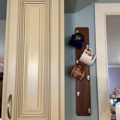 Vertical 10 or 12 Hook Mug Rack, Coffee Bar Ideas, Vertical Mug Rack ...