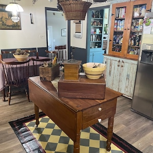 FLOORCLOTH Buttons Hand Painted Canvas Rug COUNTRY PRIMITIVE | Etsy