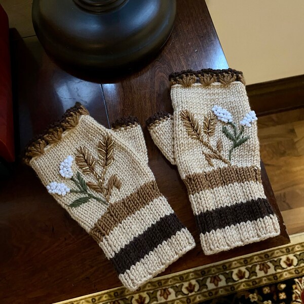 Daisy Embroidered Hand Knitted Fingerless Gloves/floral Embroidered ...