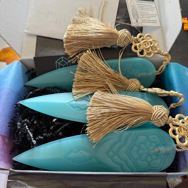 KPDH LED Zoey’s Shin-kal Ceremonial Daggers Sky Blue W/ LED Updated ...