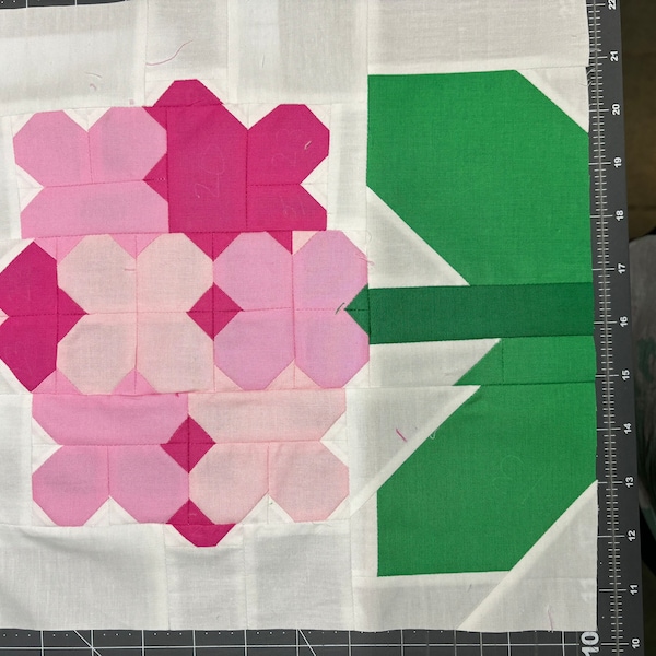 Hydrangea Quilt Block Pattern Spring Summer Garden Flower PDF ...