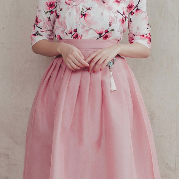 White Modern Hanbok Skirt | Korean Handmade Hanbok | Classy Skirt for ...