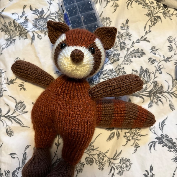 Red Panda Knitting Pattern PDF - Etsy
