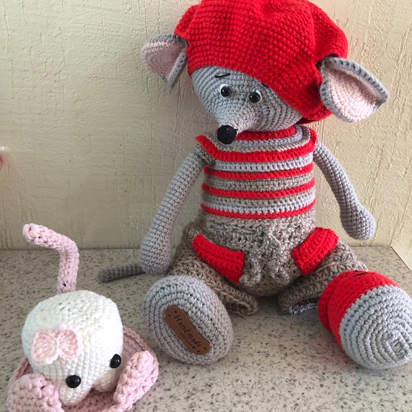Crochet Clothes Pattern for a Mouse. - Etsy