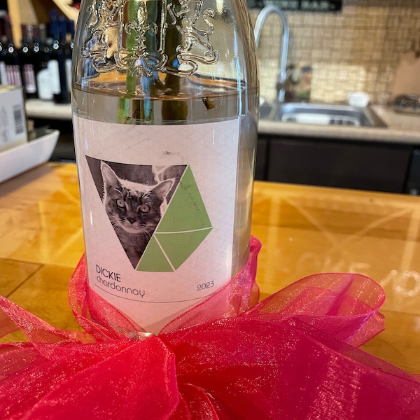 Personalized Dog or Cat Wine Label With Custom Story on the Back | Gift ...
