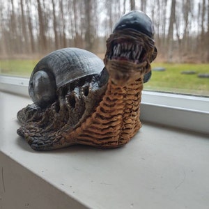 Miskatonic Bookworm Chrysalis Cocoon Giger Alien Lovecraft - Etsy